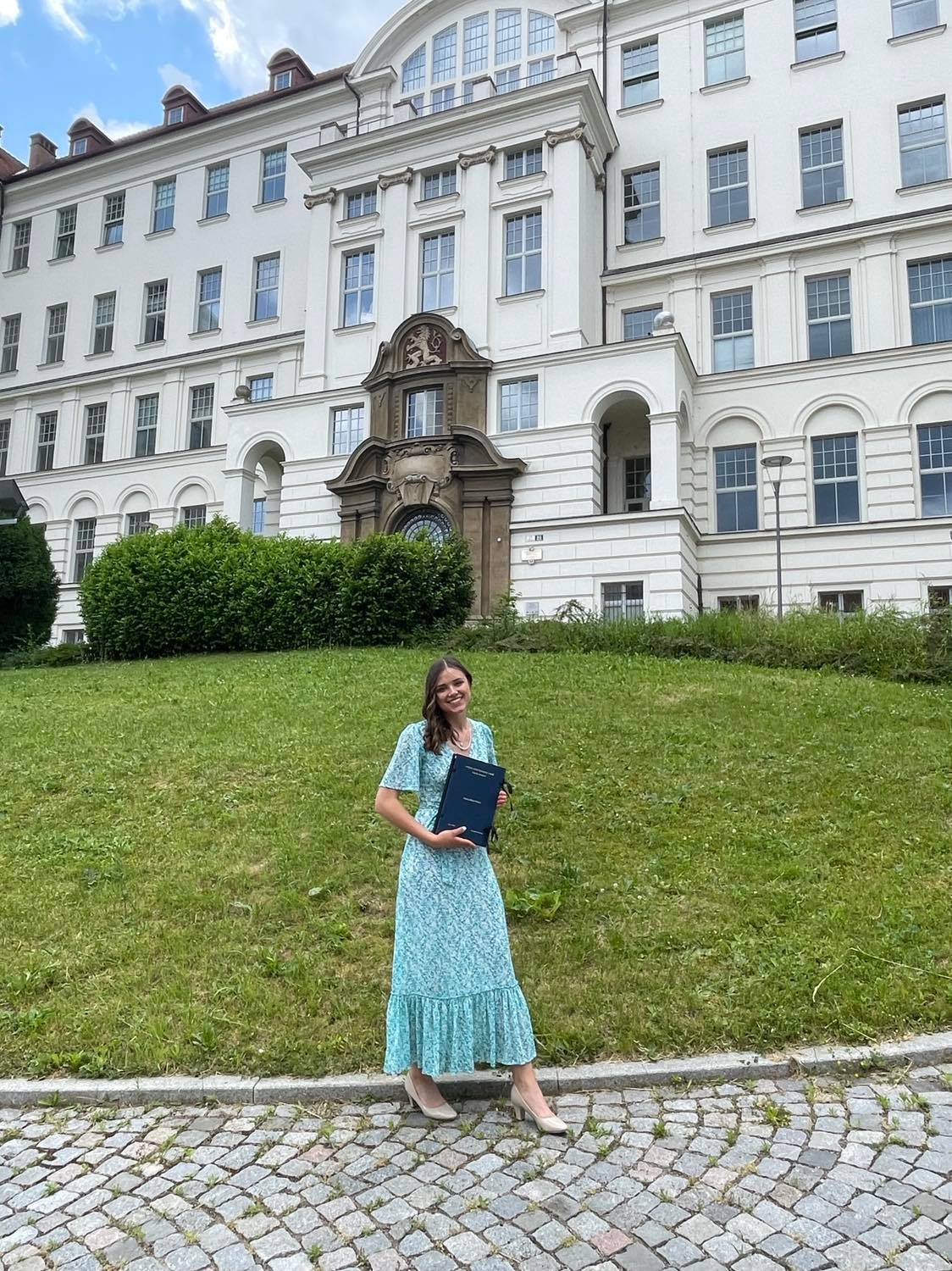 Absolventi, kteří obdrželi významná ocenění za zpracování svých ...